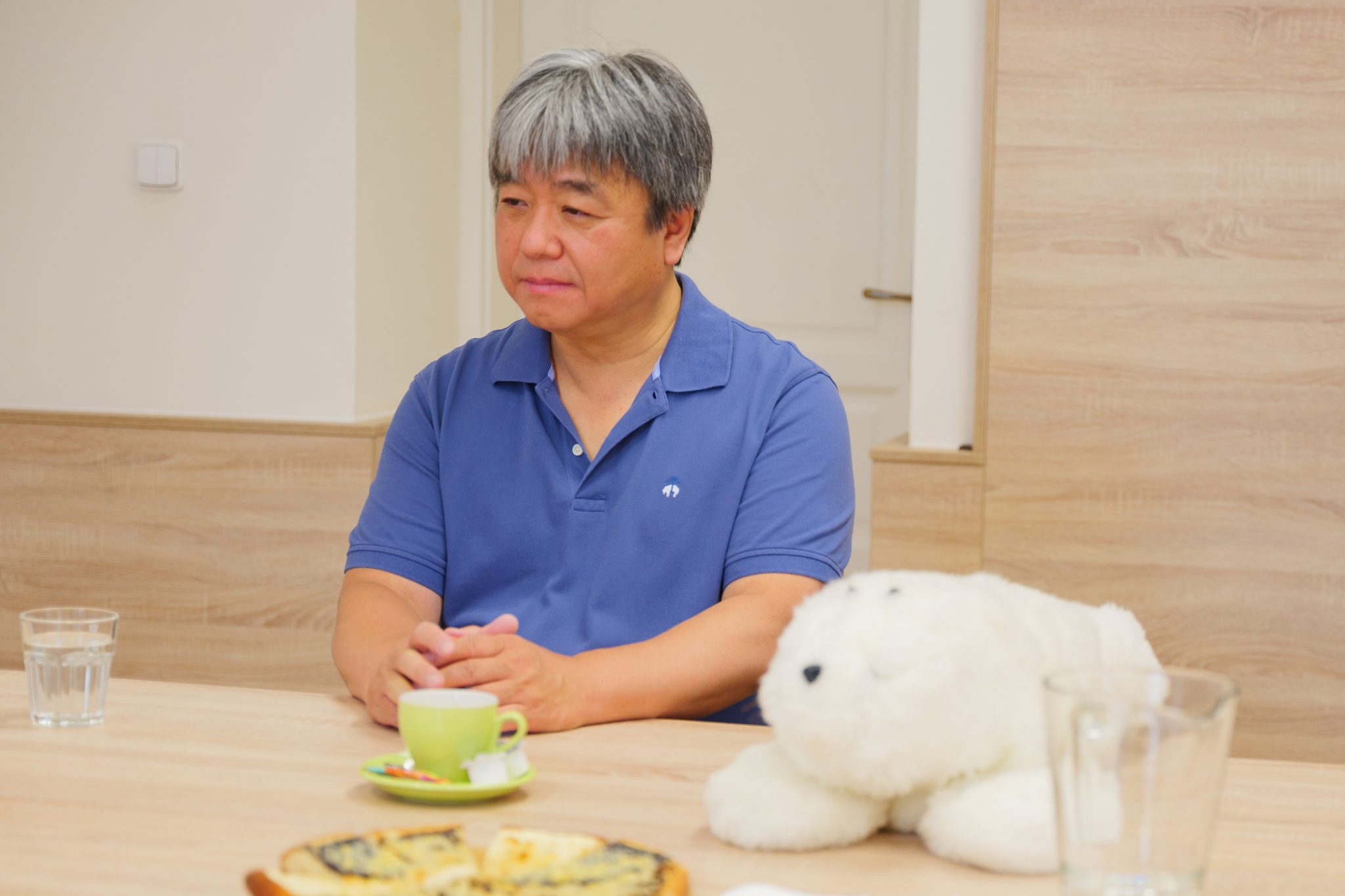 The inventor of the PARO robot, Professor Takanori Shibata, visited the Faculty of Social ...